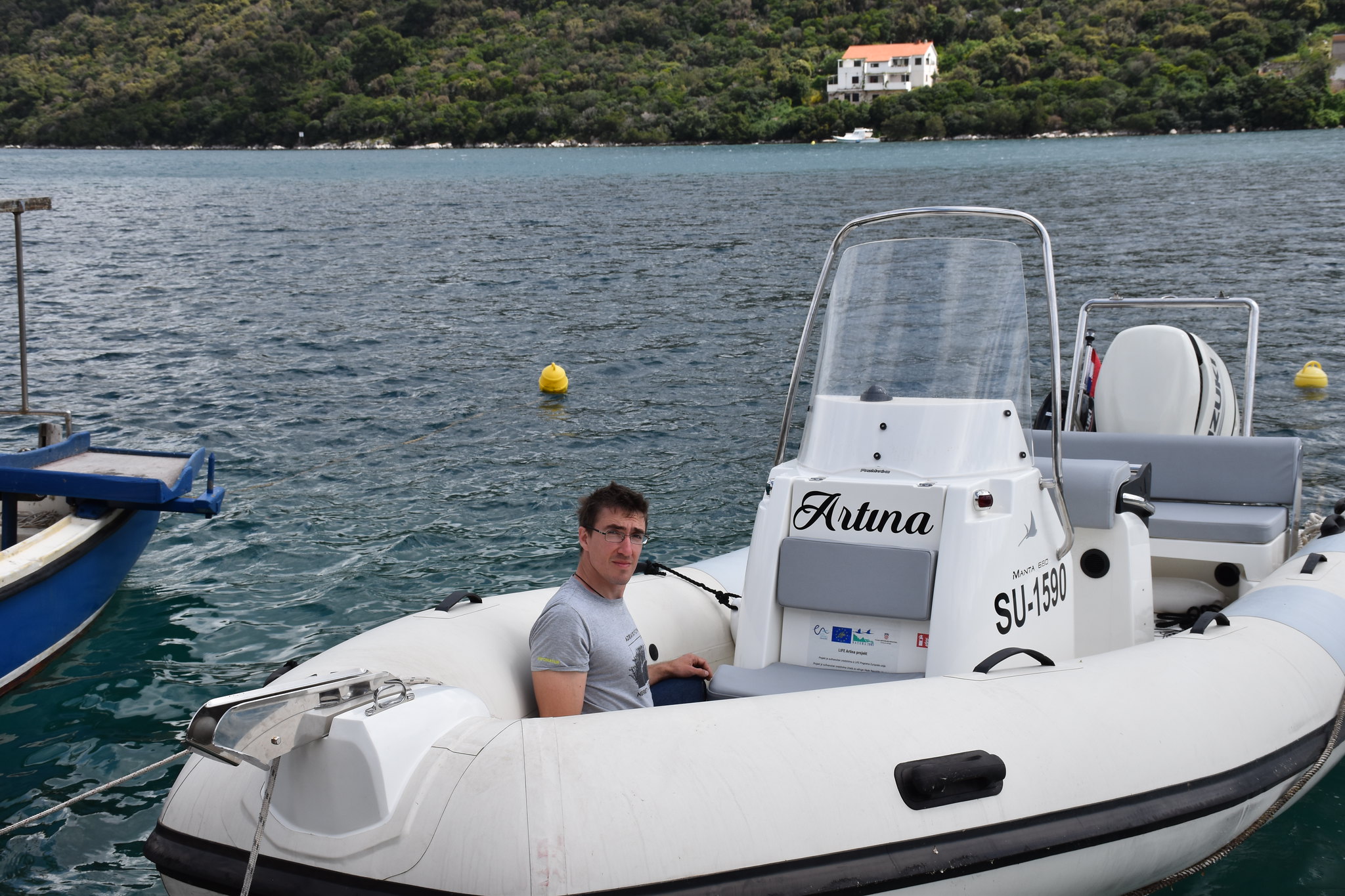 We are looking for a skipper (Speed boat driver) – Biom